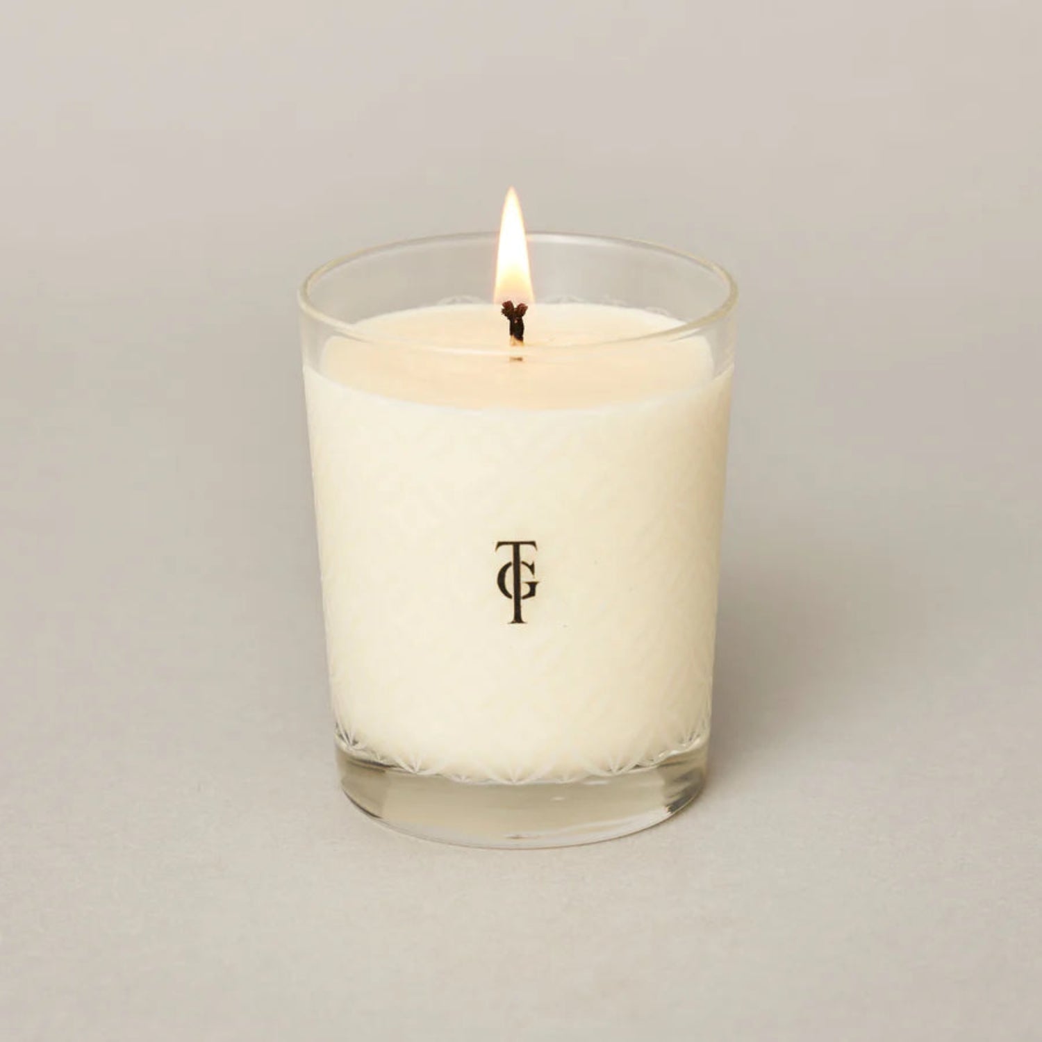 True Grace Fig No 01 Classic Candle 190g – Oakley Home & Gifts